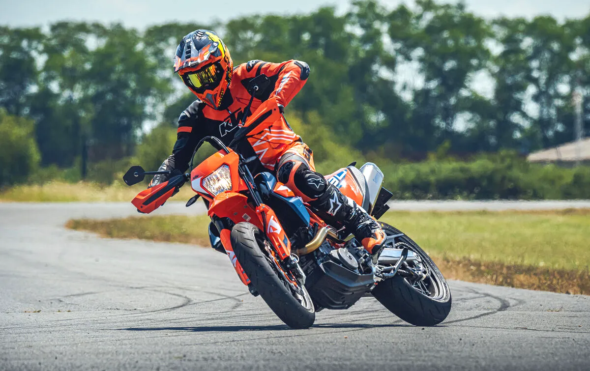 ABS: KTM Standard-, Offroad-, Supermoto- und Kurven-ABS